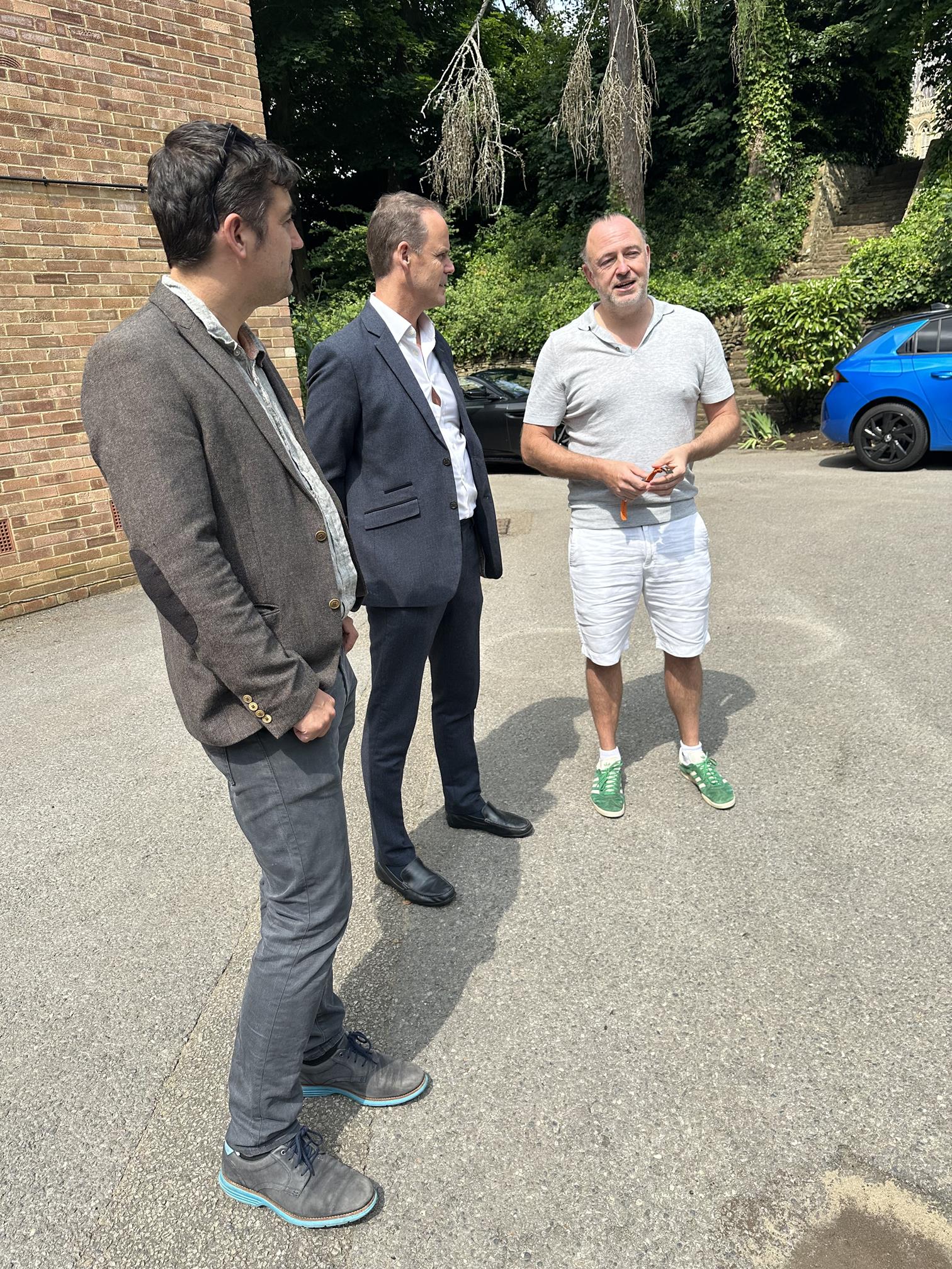 K100C has Fives and Tea